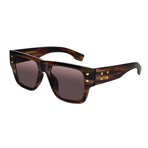 Stylish Bold Tint Rectangular Brown Sunglasses Lenskandy