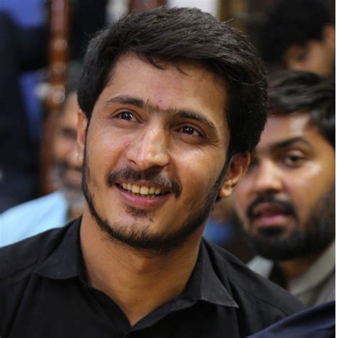 Aik Hi Hath Sy Banaya Gaya Ap Ko Din Ko Rat Ko Hum Ko Shahbazmehter