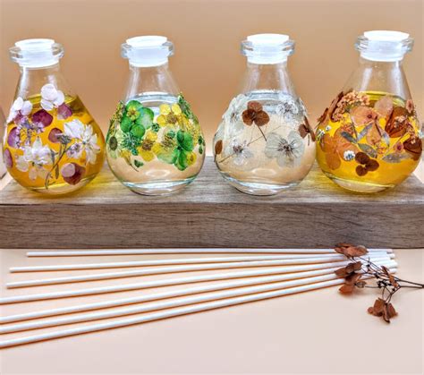 Unique Reed Diffusers In Teardrop Design Decorated With Beautiful