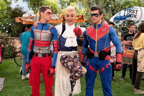 Nickalive Nickelodeon Usa To Premiere Henry Danger The Musical