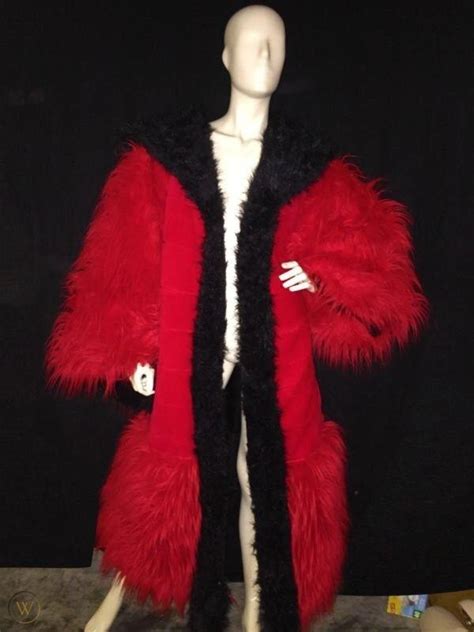 101 Dalmatians Cruella De Vil Fur Coat Tradingbasis
