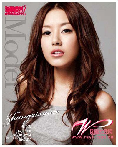 瑞丽专属模特张子萱 万佳直播吧