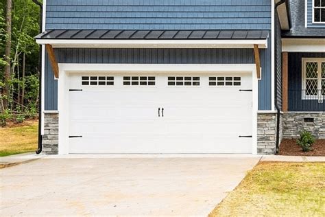 Carriage House Garage Doors C And M Garage Doors Llc