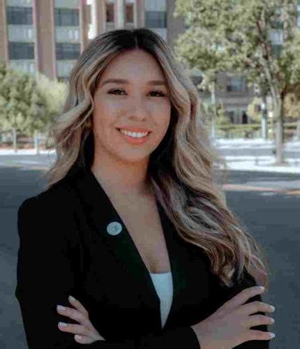 Community Voices Ending Wage Inequality For Latinas In The Central