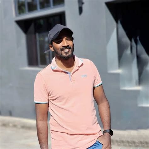 Giridhar Giridharvp • Threads Say More