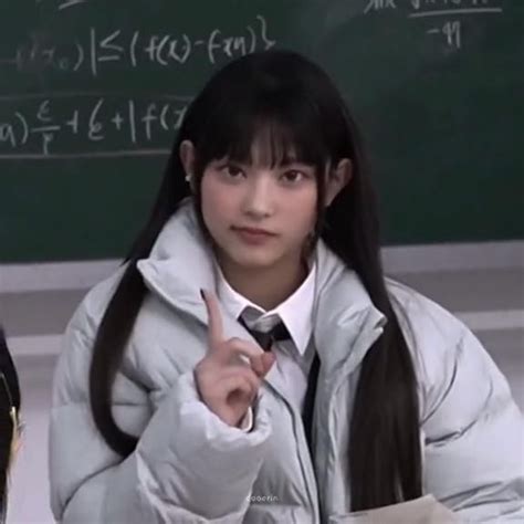 Pin By Lotte On Kpoop Kpop Memes K Pop Memes Music Memes