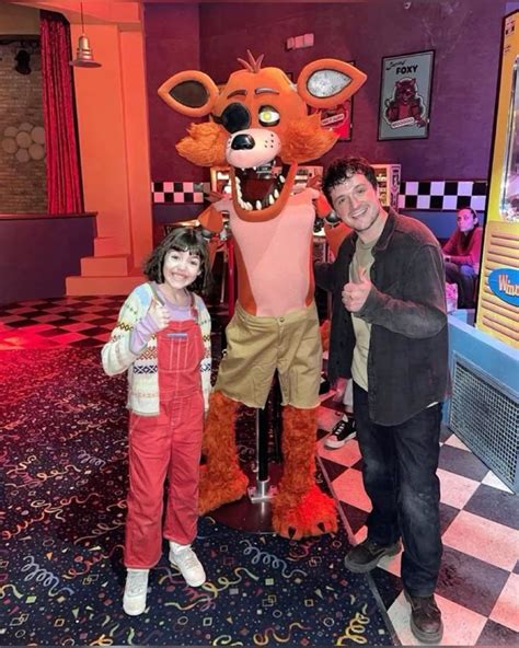 Josh Hutcherson Behind The Scenes Of Five Nights At Freddys Fnaf Mike