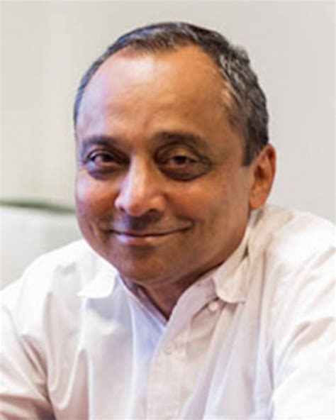 People Center For Artificial Intelligence In Business Analytics And