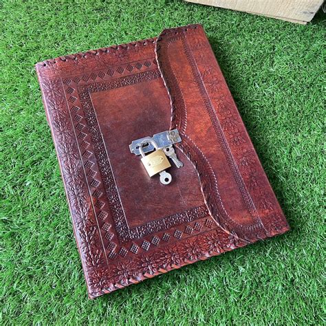 Leather Ring Binder Lock And Key Leather Grimoire Binder Leather 234 Ring Binder Refillable