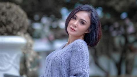 Deretan Artis Janda Yang Tajir Melintir Dari Bisnis Berlian Sampai