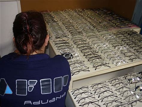 La Aduana Frenó Durante 2011 Más De Un Millón De Lentes Truchos Infobae