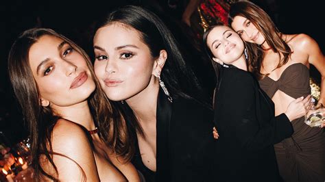 Selena Gomez And Justin Bieber 2022 Kissing