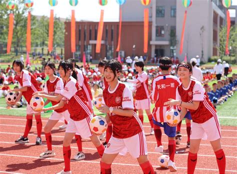 武汉经开外国语学校