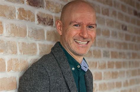 Taking The Pledge Can Help Firms Stand Out Iain Mcalpine