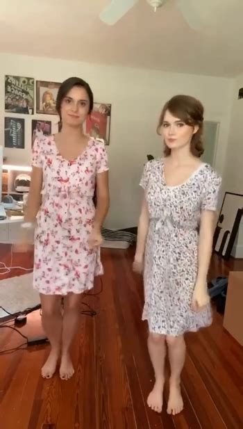 Avalon Warren Feet Aznudefeet