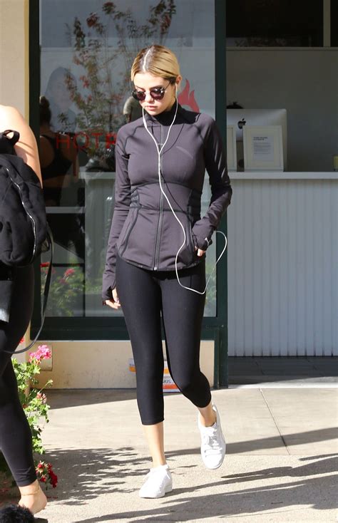 December 19 Selena Leaving Hot Pilates In West Hollywood California