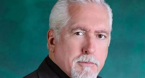 Amenazan Al Actor Roberto Escobar Por Su Papel En El Señor De Los Cielos