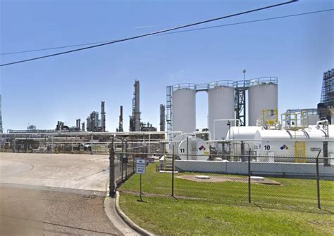 Worker Dies Following Accident At A Sulphur Refinery