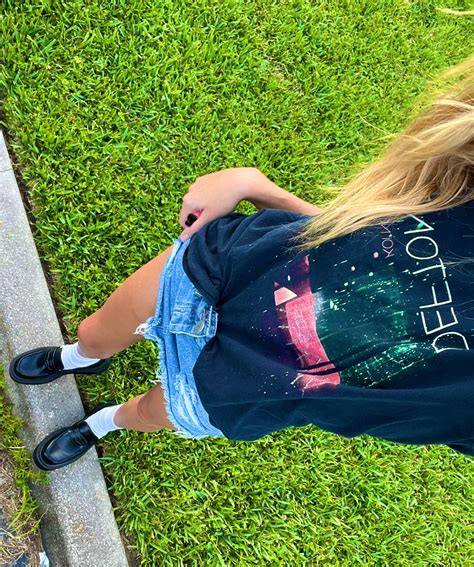 Addison Vodka 🍸 On Twitter Pull My Skirt Off Tt7cudqg3r Twitter