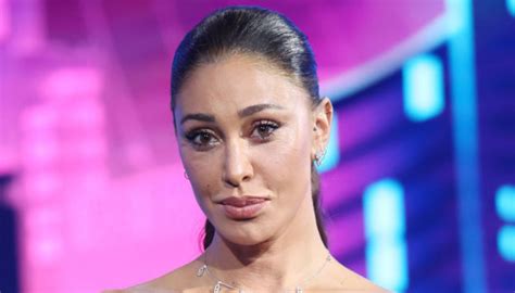 Belen Rodriguez Torna In Tv La Showgirl Sarà Protagonista Di Un Reality