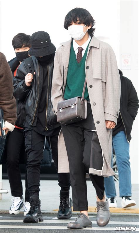 10 Times Btss V Showed Us How To Wear A Comfy Coat With Style Koreaboo