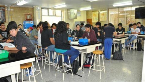 Voca 9 Reinicia Actividades En Calma Y Evita Perder Semestre Escolar