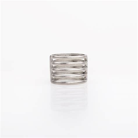 Dailylook Cage Cuff In Silver Silver Jewelry Cuff