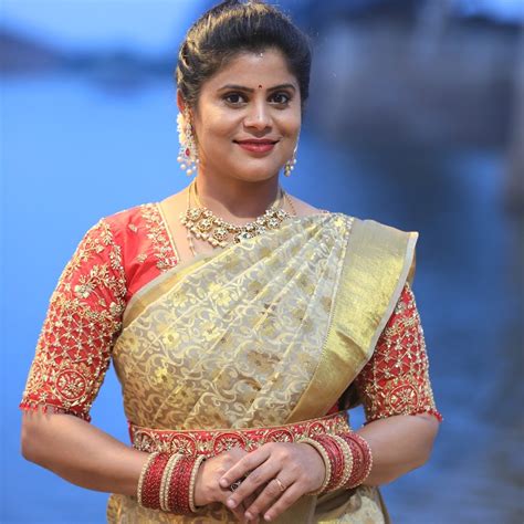 Anchor Santhoshi Vlogs Youtube