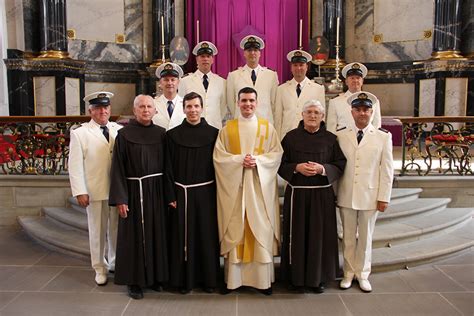 Papin Gardist Ivan Šarić Postao Svećenik I Proslavio Mladu Misu Jabukatv