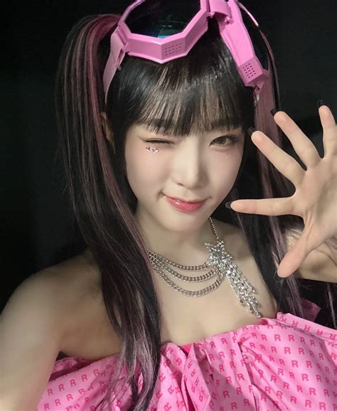 Blip 예나 핑크모음집💗