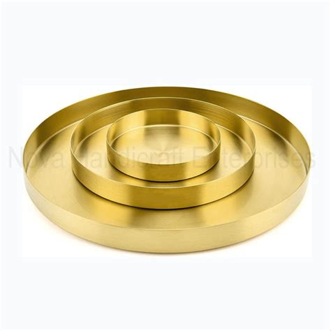 Gold Metal Round Serving Platter Packaging Type Carton Size 5 W X 5 L X 1 1 H At Rs