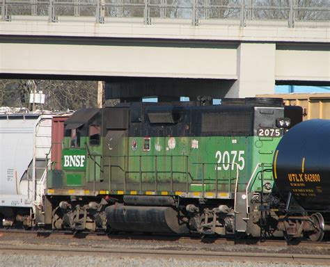 Bnsf 2075 Parked Railroad Discussion Forum And