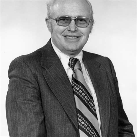 Robert Asp And The Hjemkomst Viking Ship Moorhead Historic