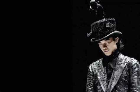 《浮夸》歌词鉴赏 知乎