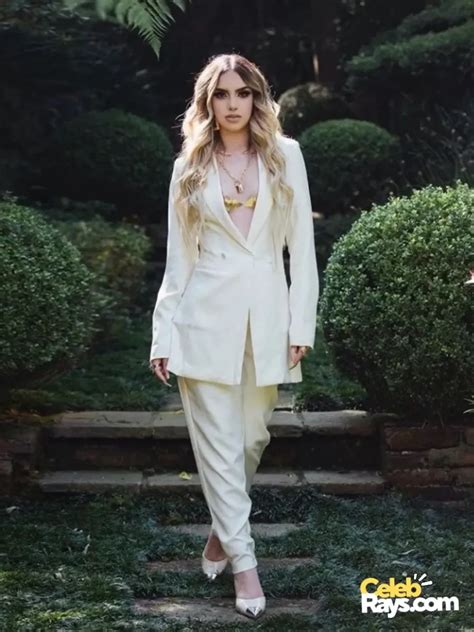 Kimberly Loaiza Bio Wiki Age Height Social Media Accounts Zodiac