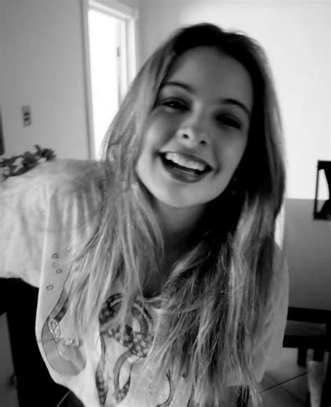 Fotos Fake Minnie Mel Kurth