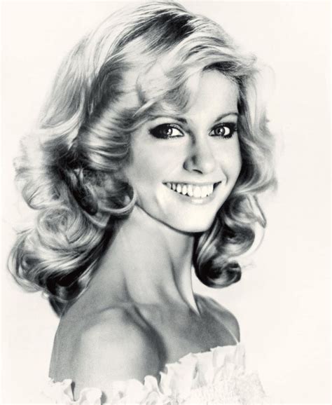 Pin By Eric Woodruff On Olivia Beautiful Female Celebrities Female