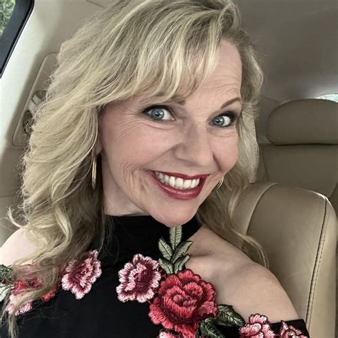 Stephanie Powersfacebook