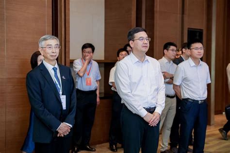 白鲸开源ceo郭炜受邀参加第二届软件创新大会，探讨开源与ai融合实践下的商业模式创新 知乎