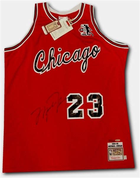 Michael Jordan Autographed Jersey Red Rookie Year 1985 87 123 Upper Deck Certified