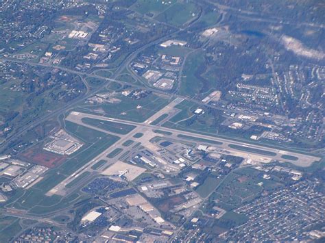 Roanokeblacksburg Regional Airport Wikipedia
