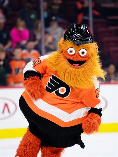 Grizzly Mascot Hockey