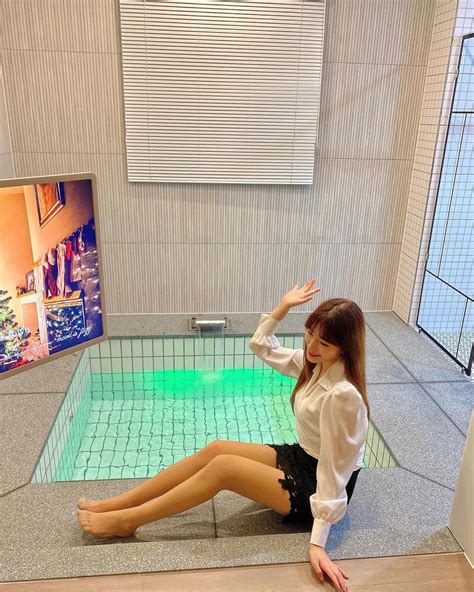 조민지 나 가을 조와해🤎 Instagram