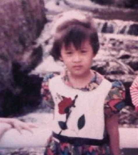 8 Potret Sandra Dewi Di Waktu Muda Cantiknya Awet