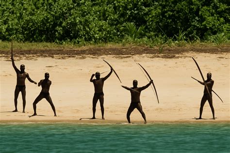 Conheça Sentinela Do Norte A Ilha Com Os Nativos Mais Isolados Do