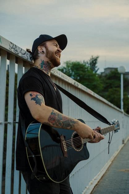 Obrazy Artysta Muzyk Darmowe Wektory Zdjęcia Stockowe I Psd