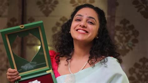 Did You Know Nithya Menen Had Cow Dung In Her Nails During National Award