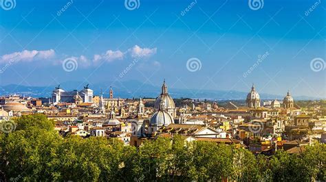 Horizonte De Roma Italia Vista Panorámica De La Arquitectura De Roma Y