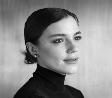 Atriz Alice Wegmann Revela Ter Sofrido Assédio Sexual A Tarde