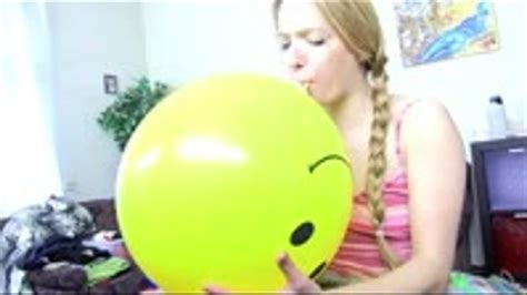 Smiley Balloon Tiny
